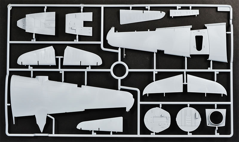 ICM Kit No. 48320 - B-26B Marauder WWII American Bomber Review by David ...